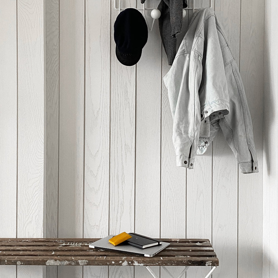 Classic White Oak Shiplap – Timeline Wood